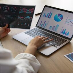 Advantage and Disadvantages of Data Visualization